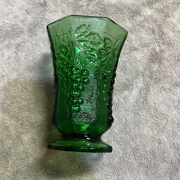 Anchor Hocking | Art | Vintage Green Anchor Hocking Vase | Poshmark